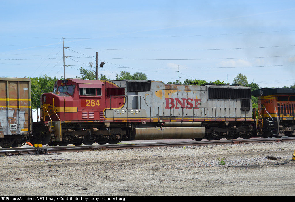 BNSF 284